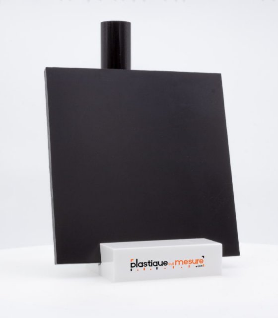 Plaque en ABS noir ou blanc, lisse ou granité : à la plaque