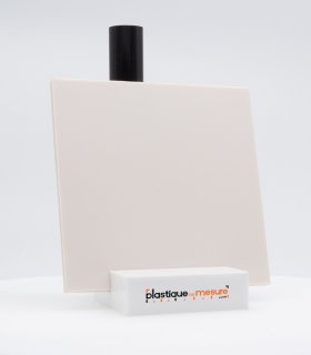 Plaque, tube... en plastique (plexi, PVC...) à la découpe